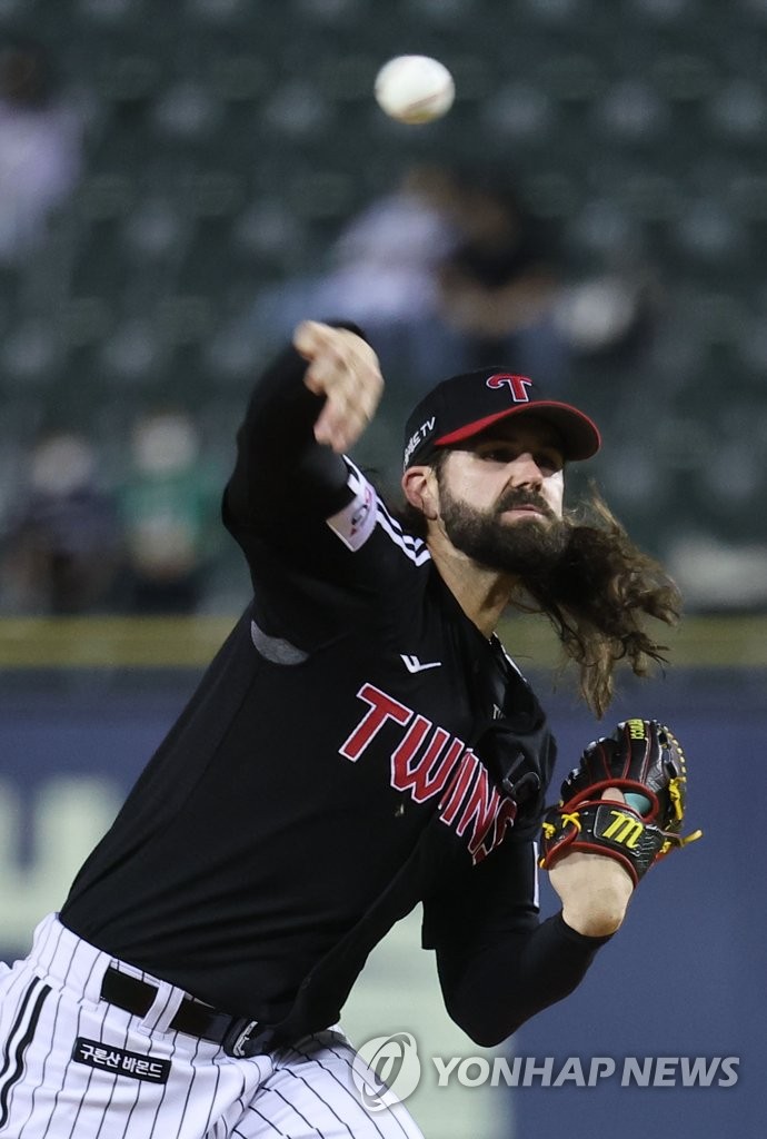 Baseball: LG Twins vs. Doosan Bears | Yonhap News Agency
