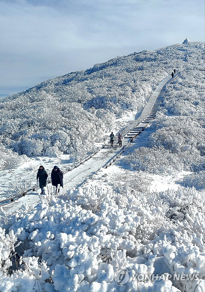 지리산 노고단 설경 | 연합뉴스
