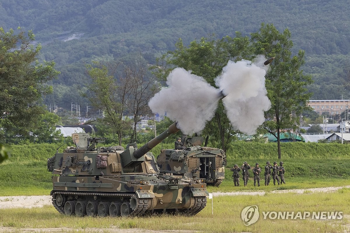 포탄 발사하는 K9A1 | 연합뉴스