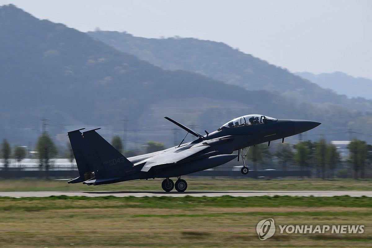 韓米空軍が大規模合同訓練開始 最新鋭ステルス機など90機参加 | 聯合ニュース