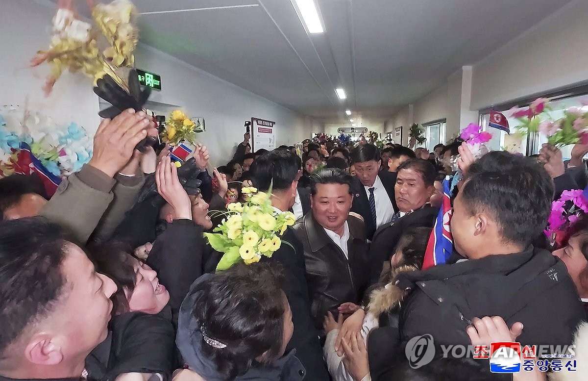 평양 외곽 강동군병원 9달만에 준공...김정은 참석 | 연합뉴스